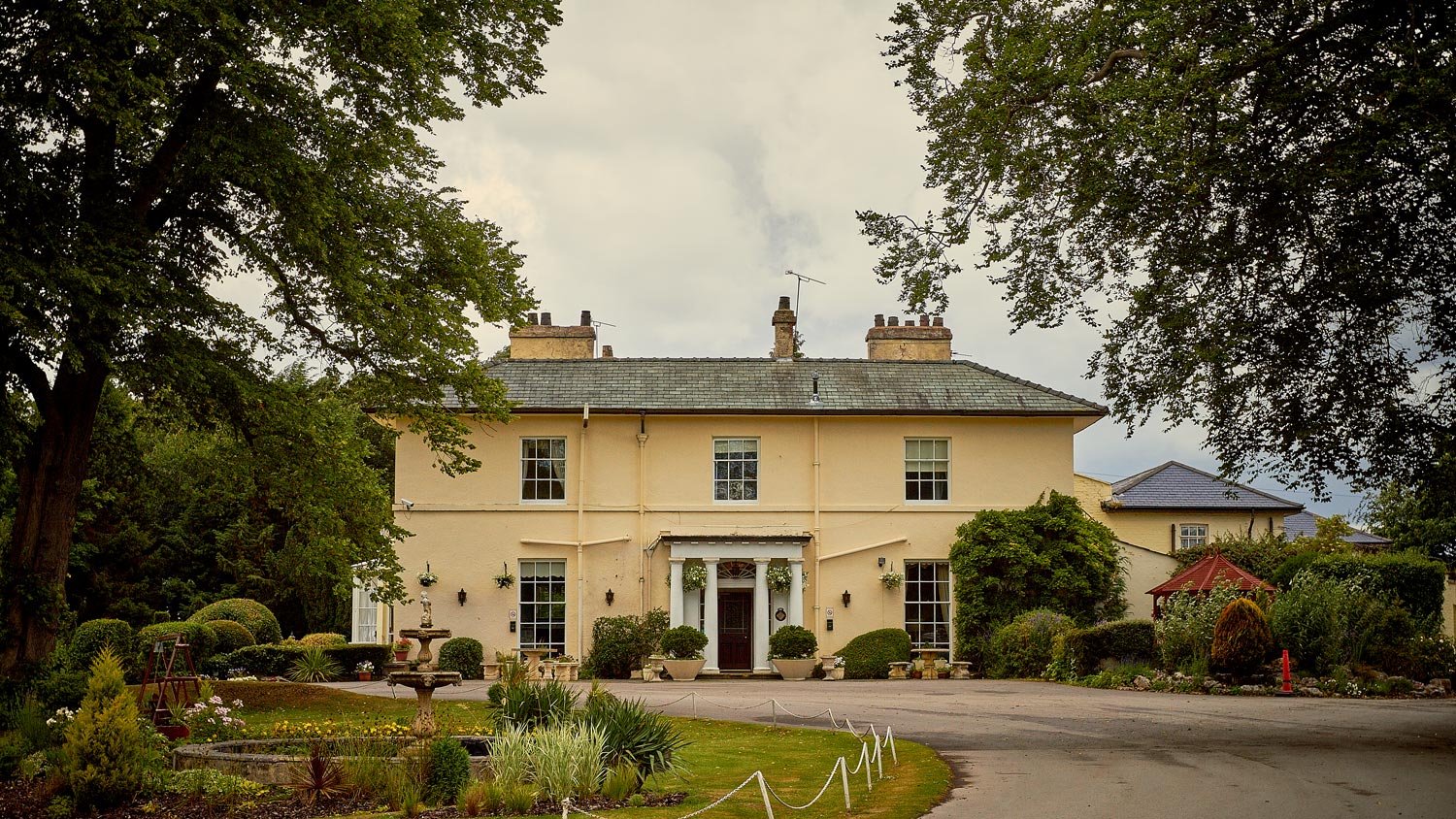 Highfield Hall, Northop - Wedding Photographer - Chris Morse Photography